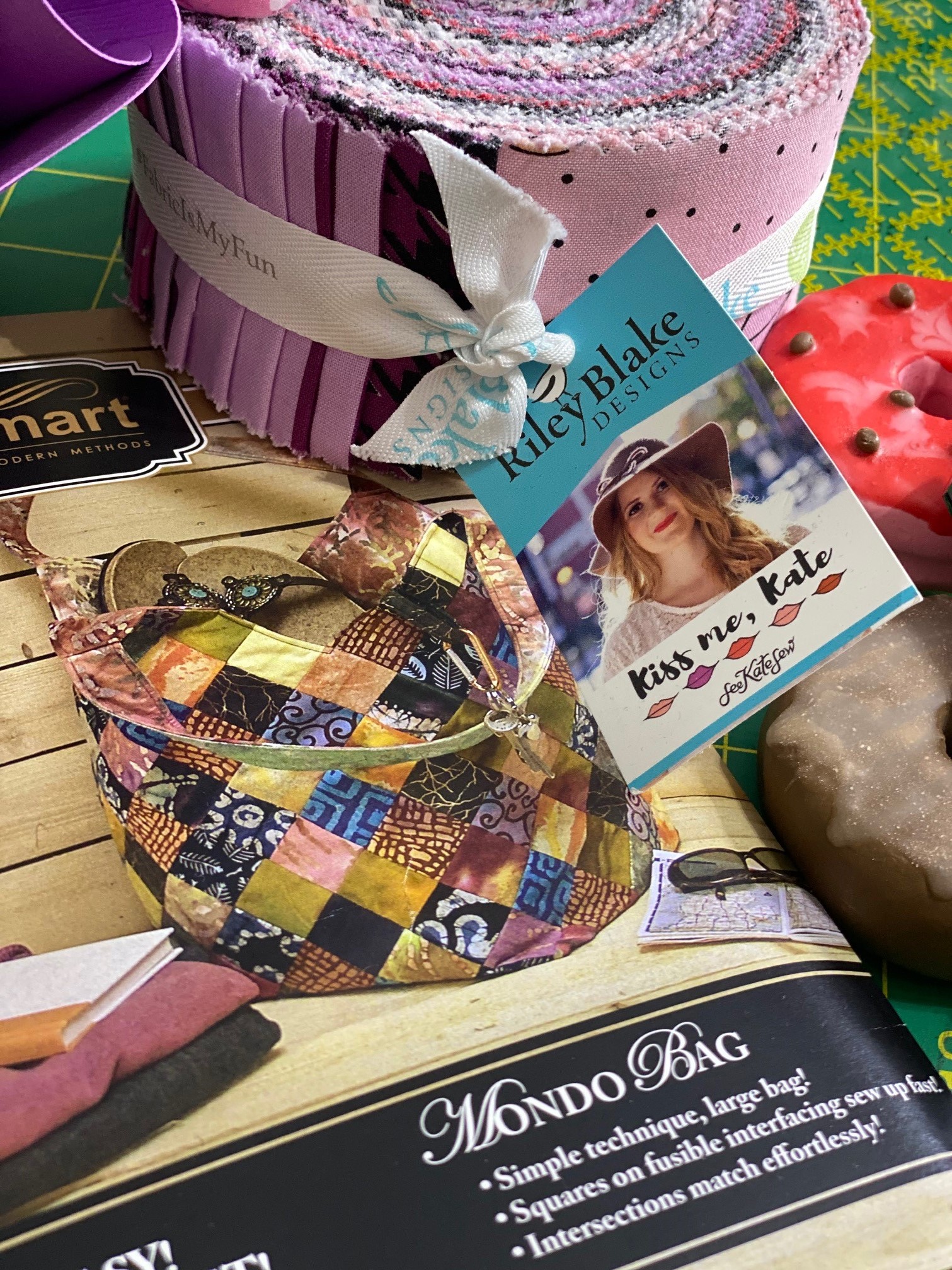 Mondo Bag – Sewing in the Fast Lane